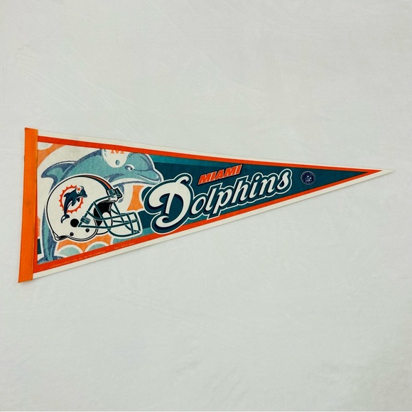 NFL | Wall Decor | Vintage 9s Miami Dolphins Nfl Football Classic Felt ...